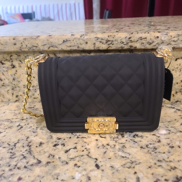 AKIRA | Bags | Solid Crossbody Bag | Poshmark